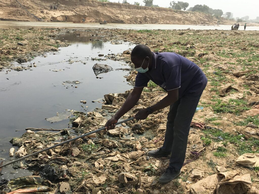 Nigerian environmentalist marked 10 years of weekly River Clean-up to ...